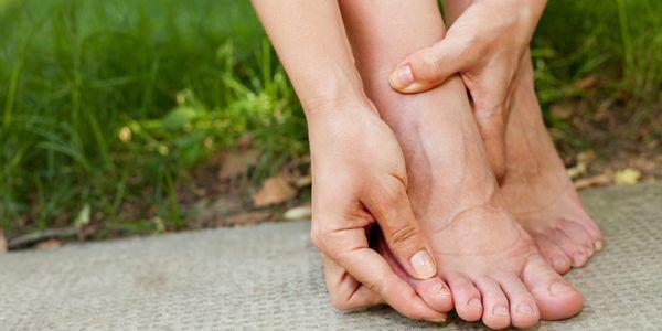 Infecções Fúngicas Dos Pés - Tipos, Imagens, Causas E Propagação - PuroMD